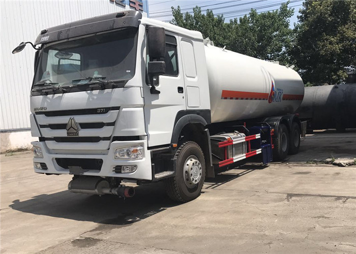 6x4 10 Wheels 20M3 LPG Gas Tanker Truck 20000L Color Customized For HOWO
